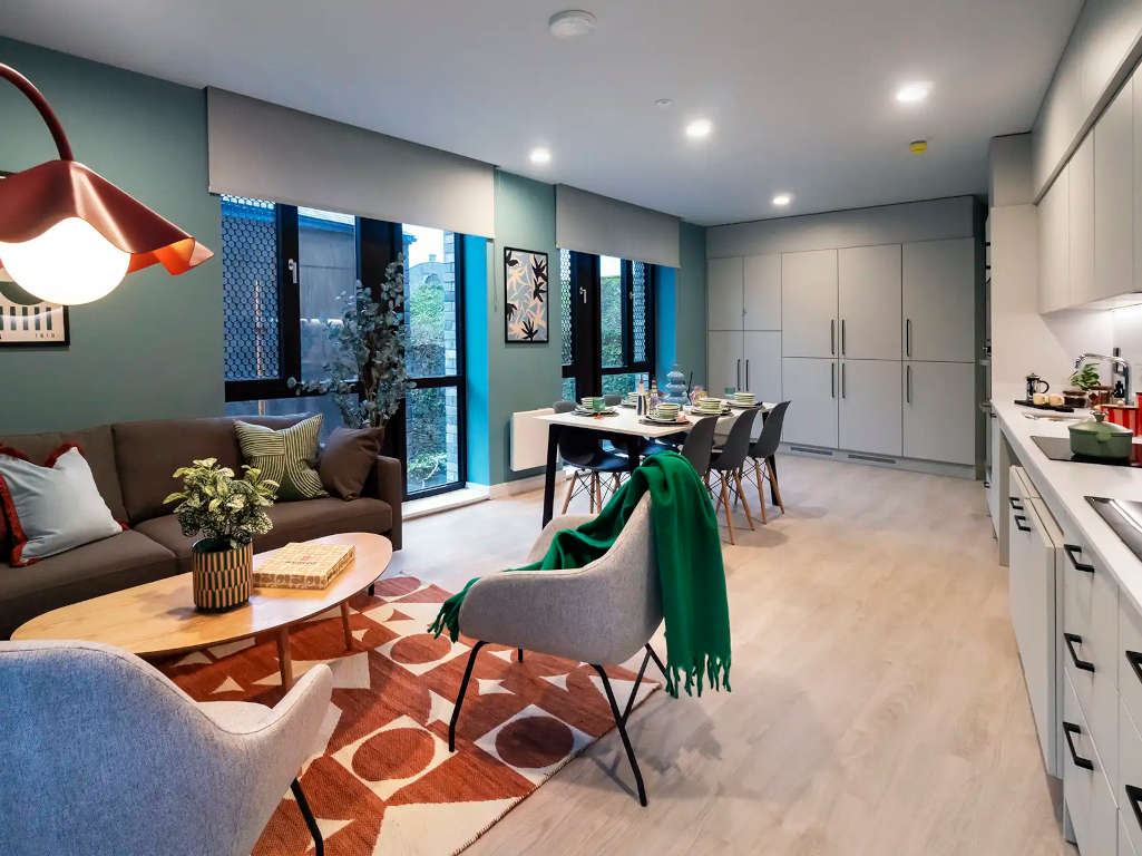 Queen Street Place 2025 | Modern Self Catering Accommodation Galway City