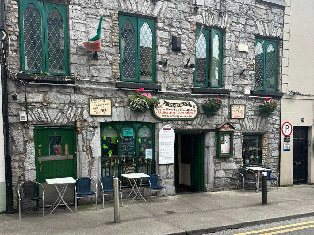 Finnegan's Traditional Irish Food House Galway | 2026 Opening Hours & Menus